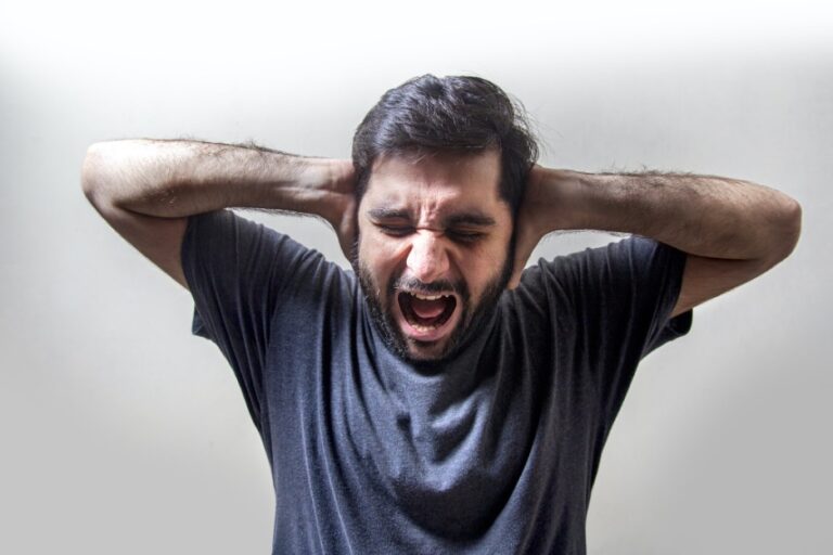 Facial Pain, Headaches, and Migraines: Exploring the Connection ...